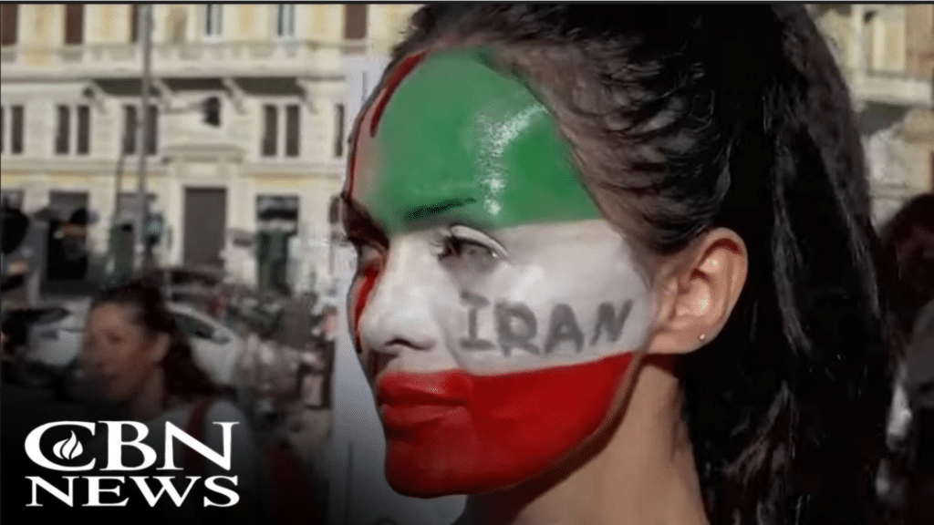 Why The Exiled Crown Prince of Iran Is Urging Israel to 'Take Down' The ...